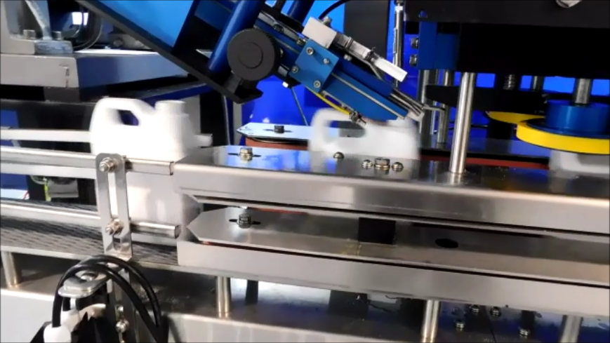 Automatic Capping Machine - Spindle Capper